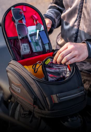 Get Rynox Navigator v3.0 tank bag online | Rynox Navigator Tank Bag